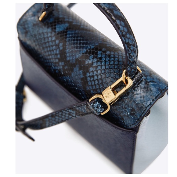 Tory Burch | Bags | Tory Burch Blue Snake Embossed Crossbody Bag Nwt ...